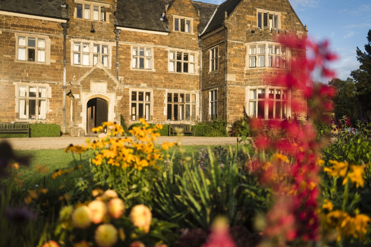 Stay Image Gallery - Launde Abbey